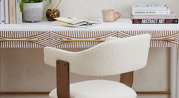 Elegant Seating for Your Dressing Table – redboth.com